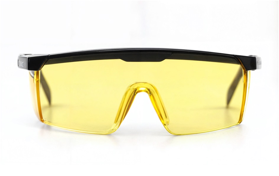 Поликарбонат Makrolon 2407 от Covestro – УФ-стабилизированный материал ...